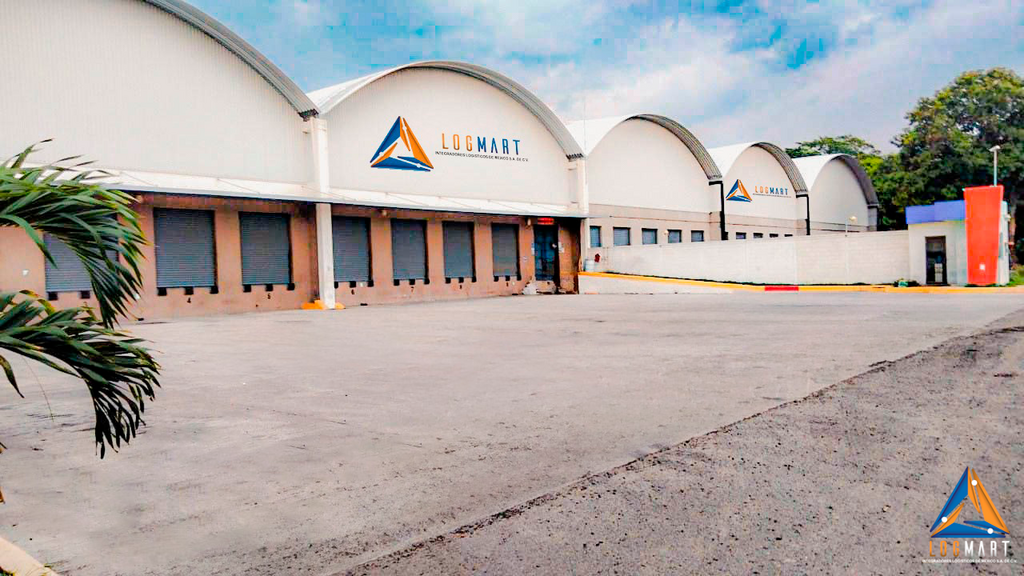 LOGMART - INTEGRANDO LAS FORTALEZAS LOGISTICAS